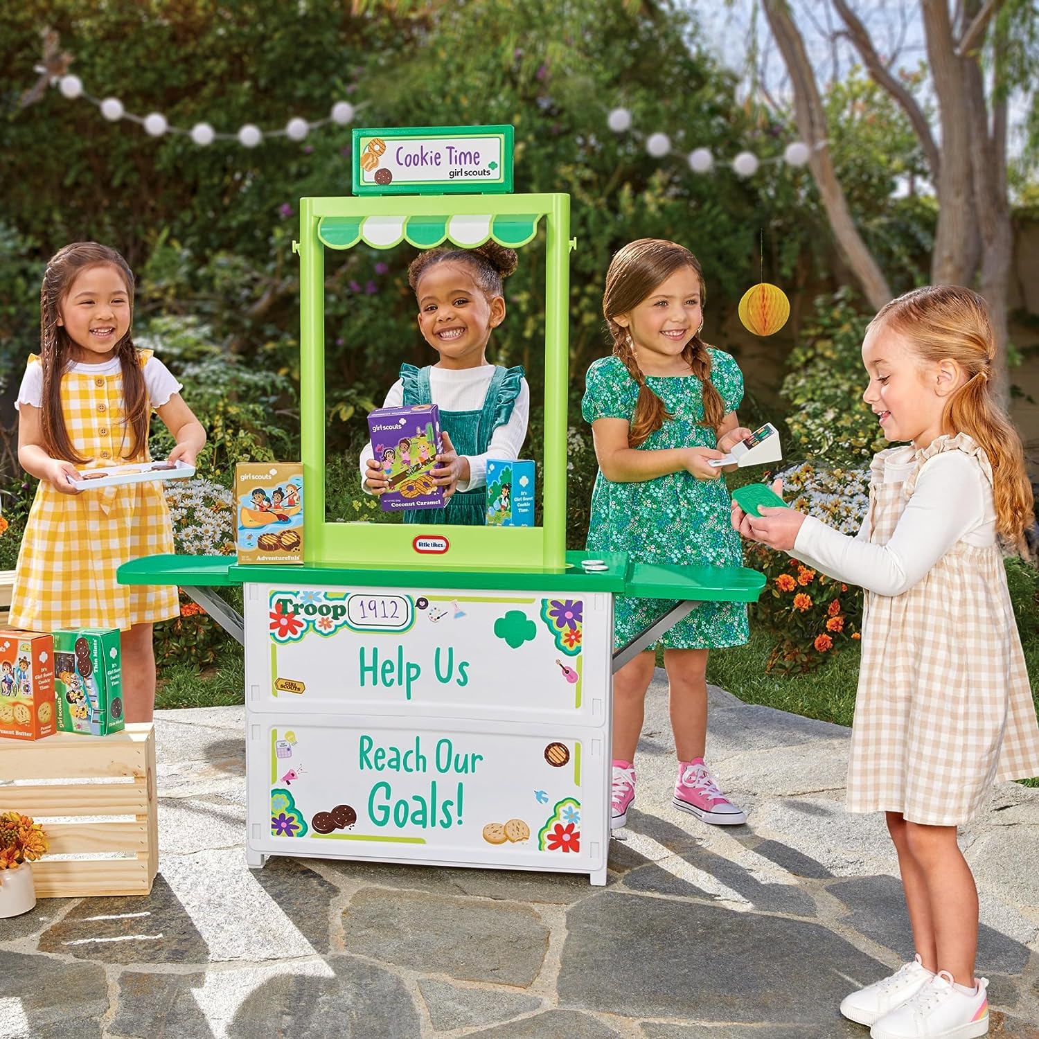 Little Tikes Launches Girl Scout Cookie Booth - The Toy Book