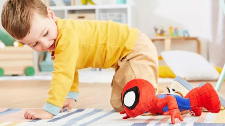 Hasbro Releases Dance 'N Crawl Spidey Details - The Toy Book