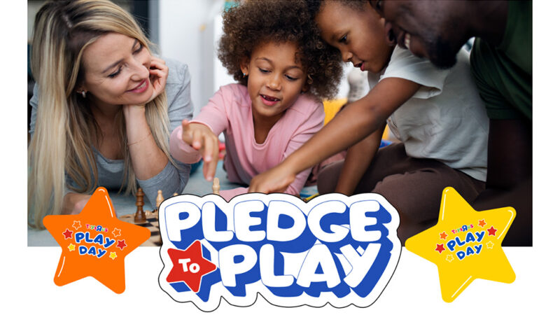 Toys ‘R’ Us Launches Worldwide Holiday ‘Play Day’ - The Toy Book