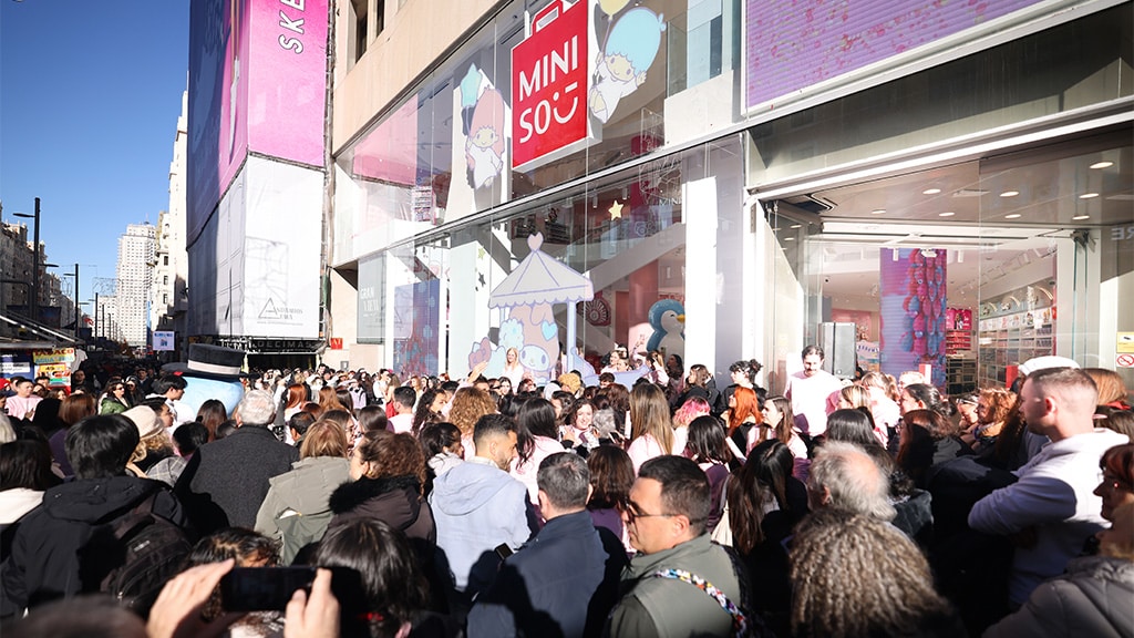 Miniso Land Is Making Its Holiday Debut in Madrid - The Toy Book