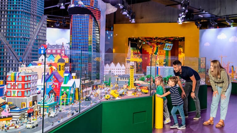The LEGO Group Plans to Acquire LEGO Discovery Centers - The Toy Book
