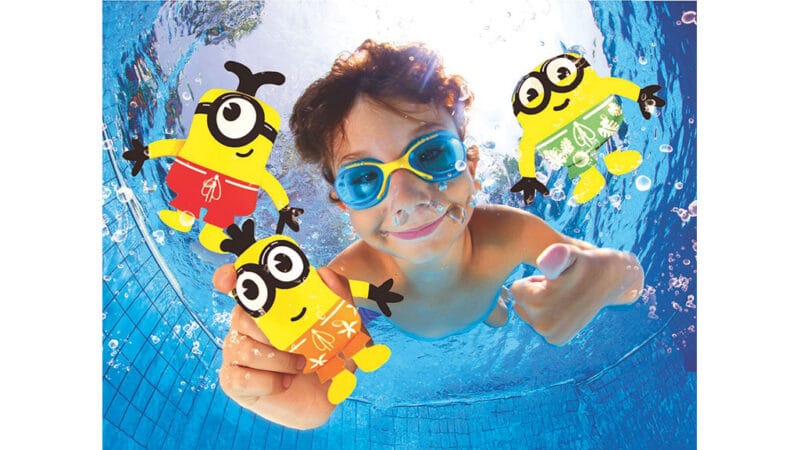 MINIONS DIVE TOYS - The Toy Book